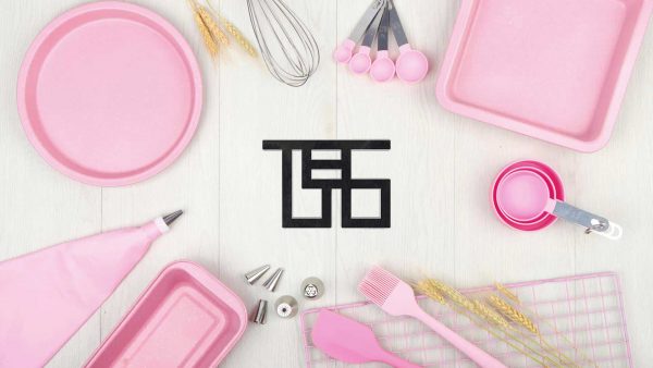 Free Pink Baking Set • The Party Cake • TPC